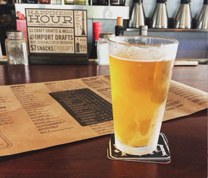 How the Tear-Off Menu Trend is Modernizing the Food Service Industry